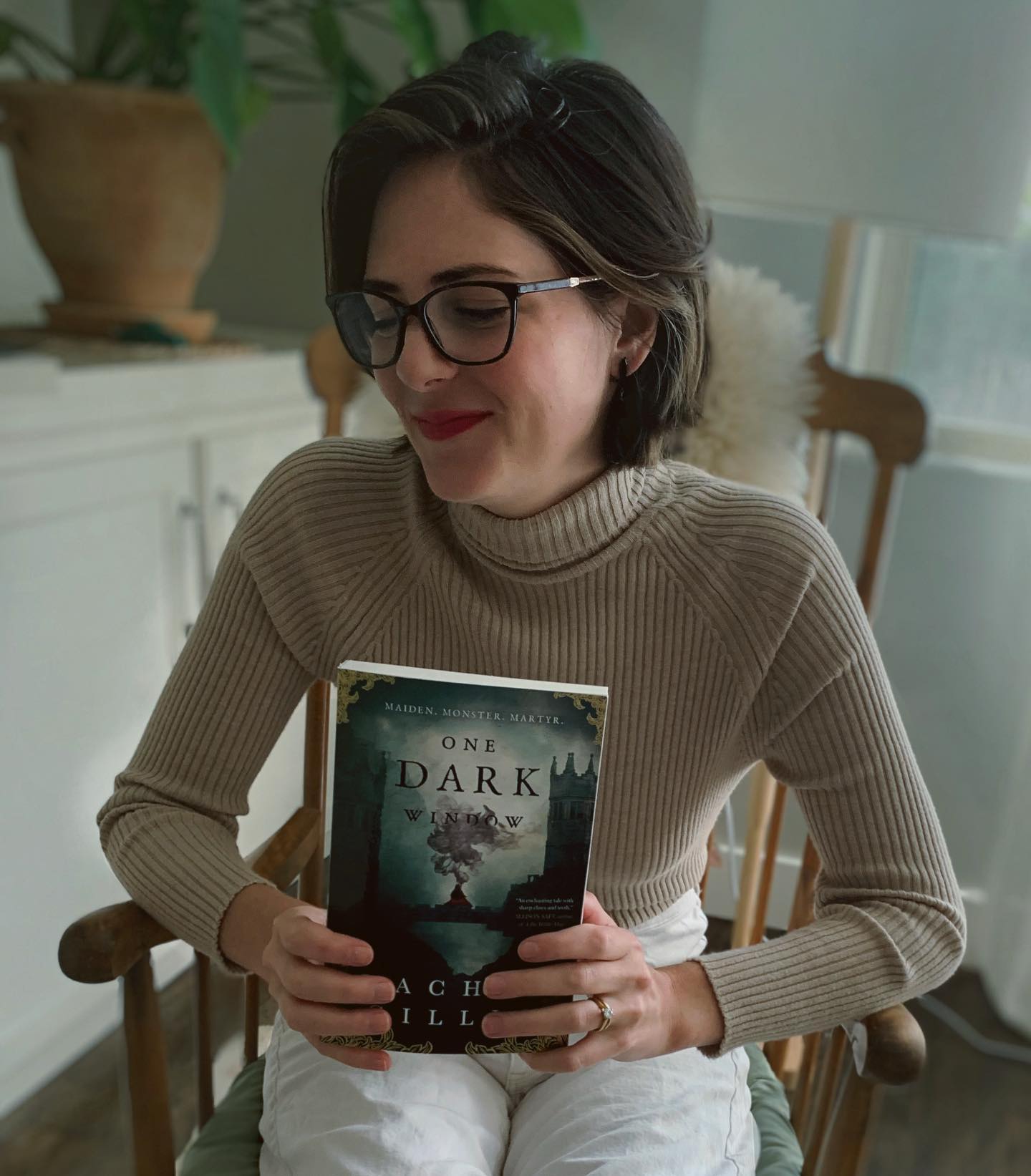 Rachel Gillig Age, Husband, Family, Net Worth, Books - The Biography Lad