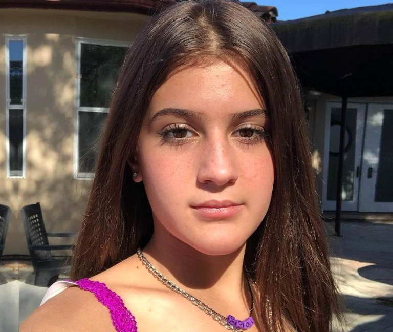 Jenny Popach Age, Height, Wiki, Bio, Net Worth, Life, Career
